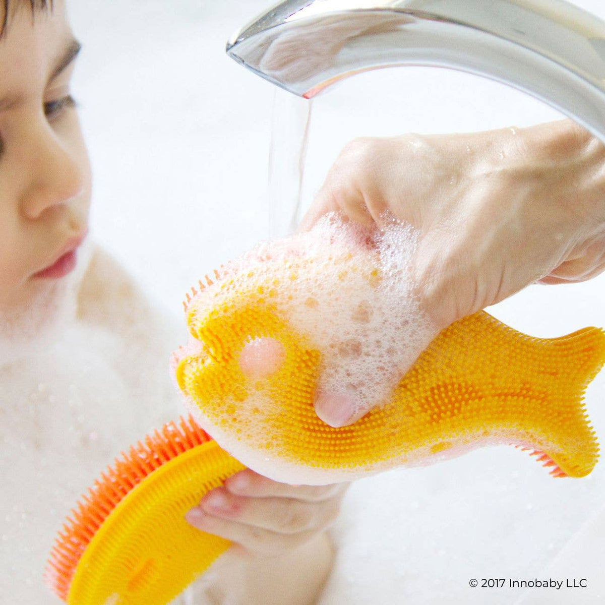 Innobaby Silicone Fish Bath Scrub for Babies & Kids – Modern Natural Baby